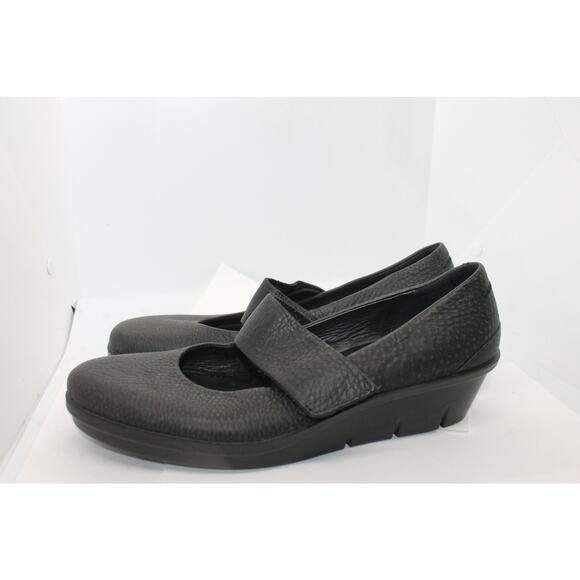 Ecco | Shoes | Ecco Skyler Black Quarry Wedge Heel Mary Jane Shoes Sz 1 ...